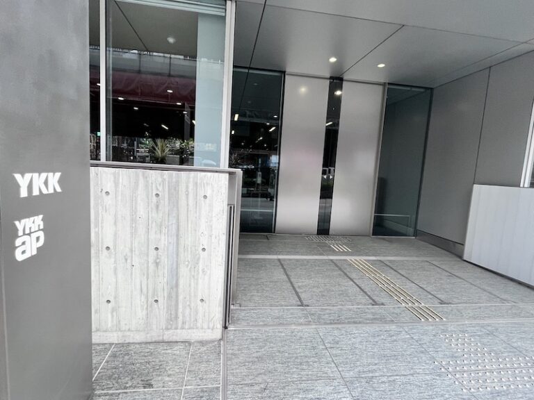 【秋葉原】YKK本社ビル1階の隠れ家カフェ！「カフェボンフィーノ」でコーヒーブレイク｜秋葉原の情報メディア「あきばる」